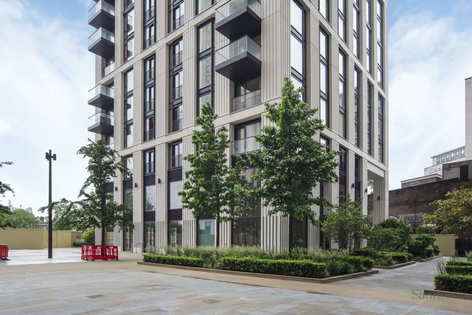 30 Casson Square 2 - UKMate