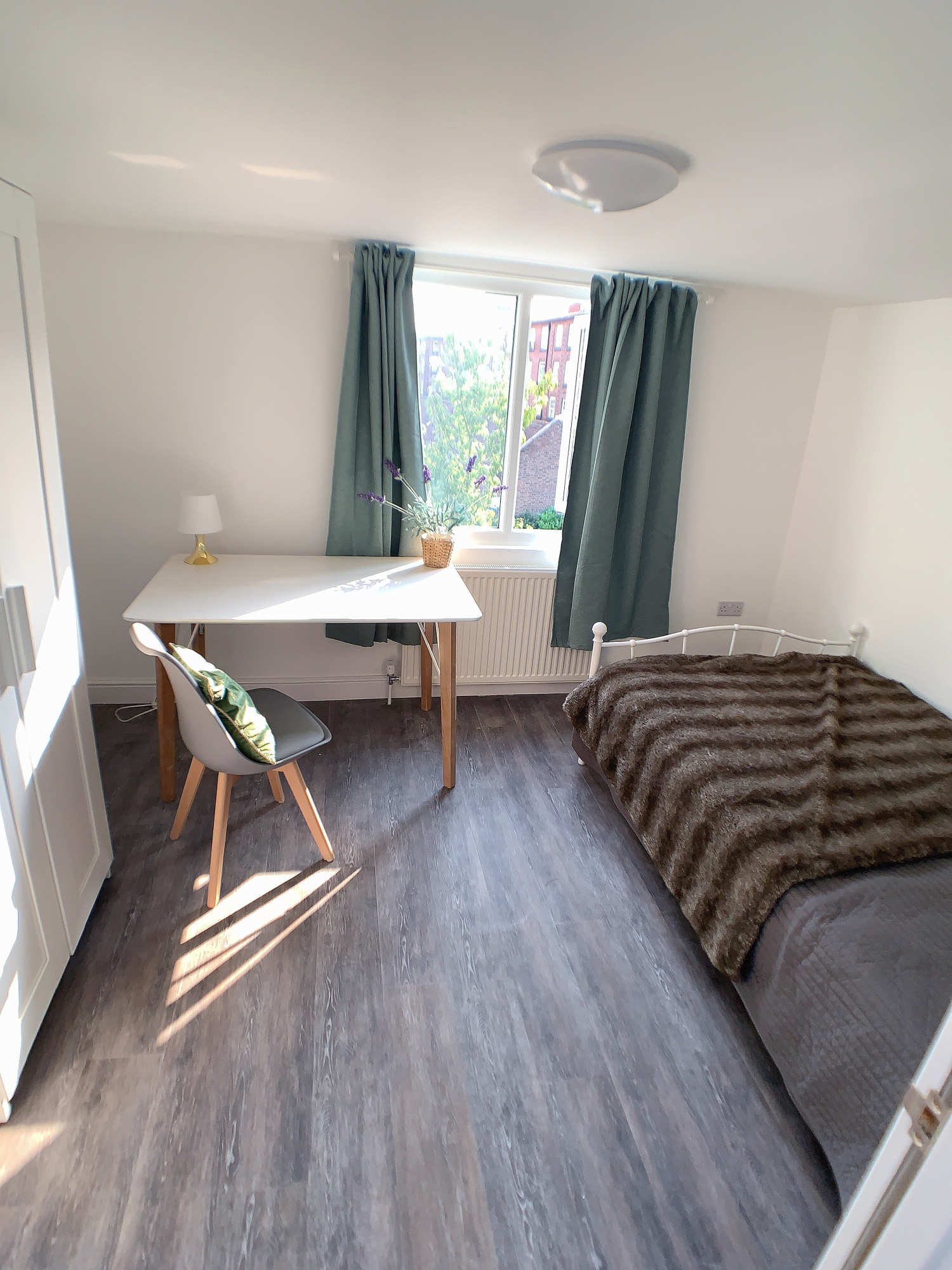 YOHO Elephant & Castle - UKMate