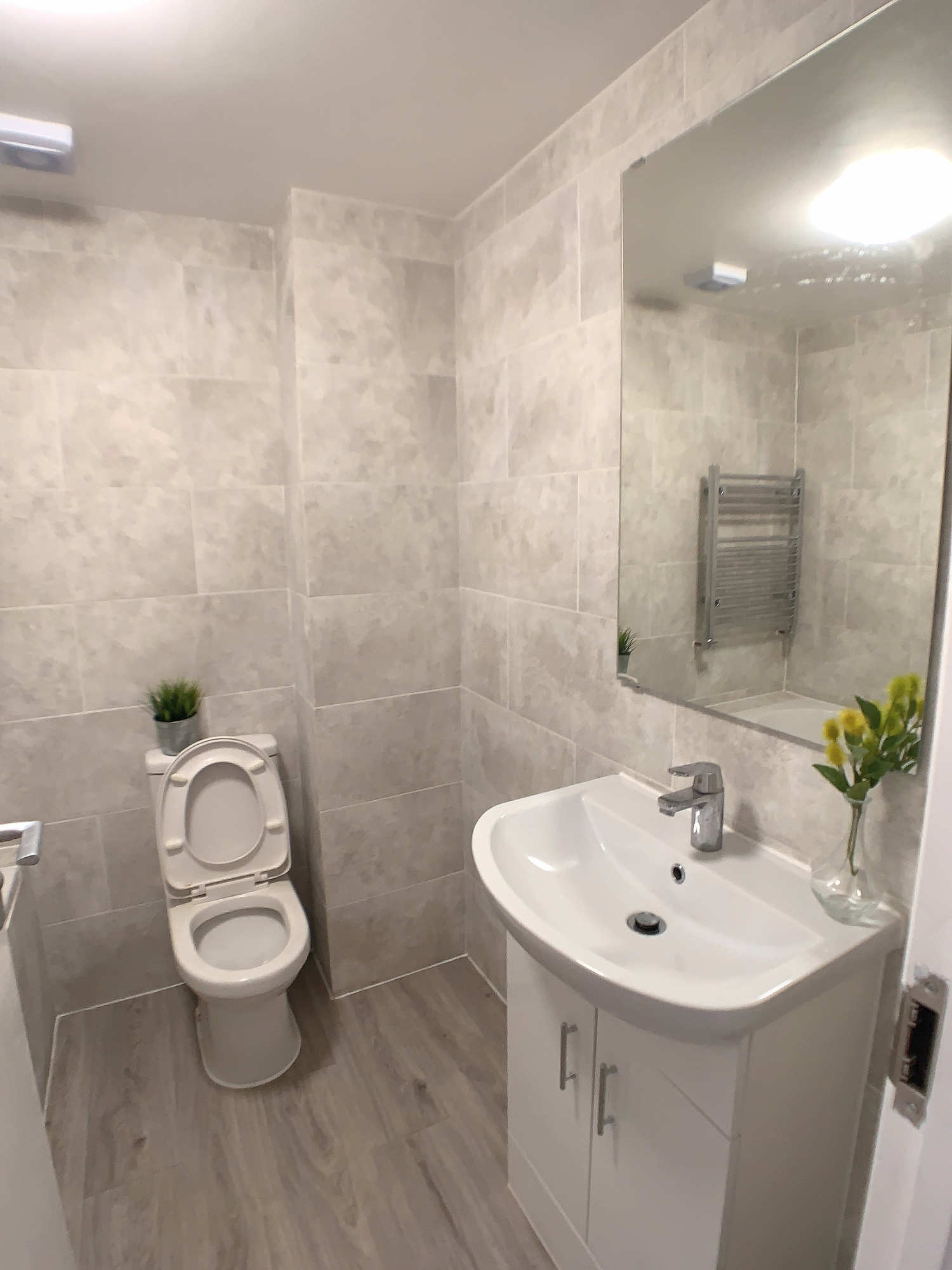 YOHO Elephant & Castle - UKMate